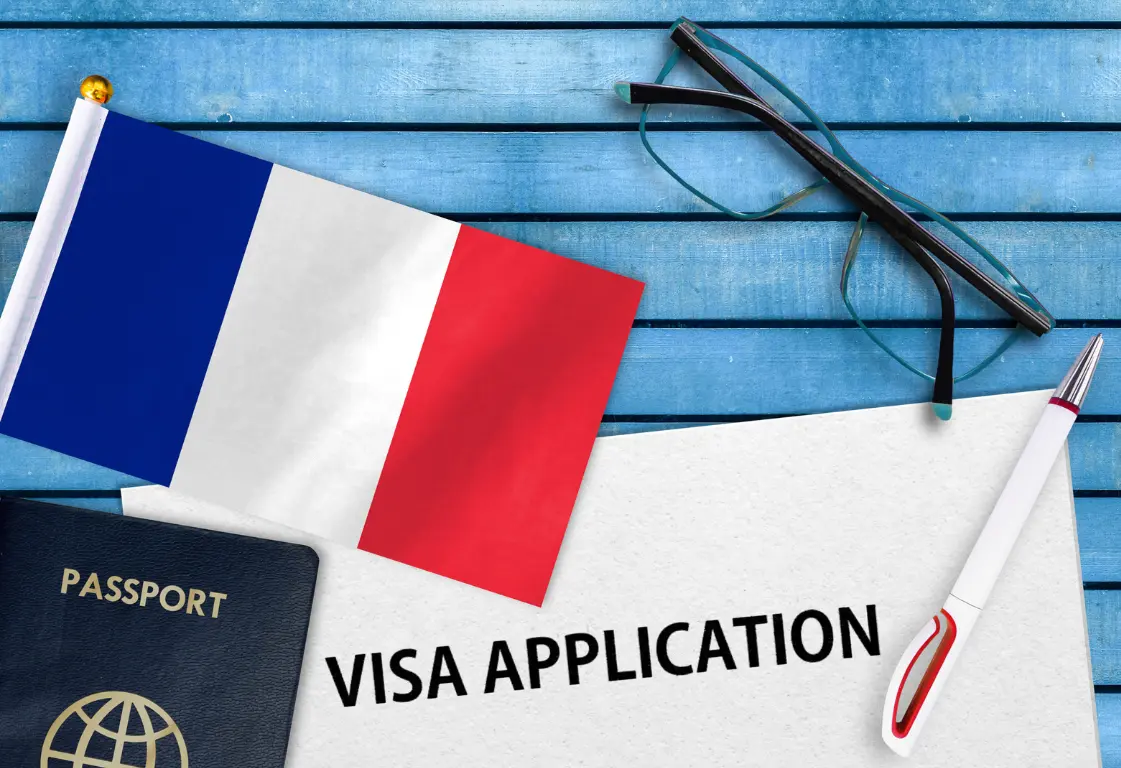 Travelling to France? Essential Visa, Customs & Duty Guide